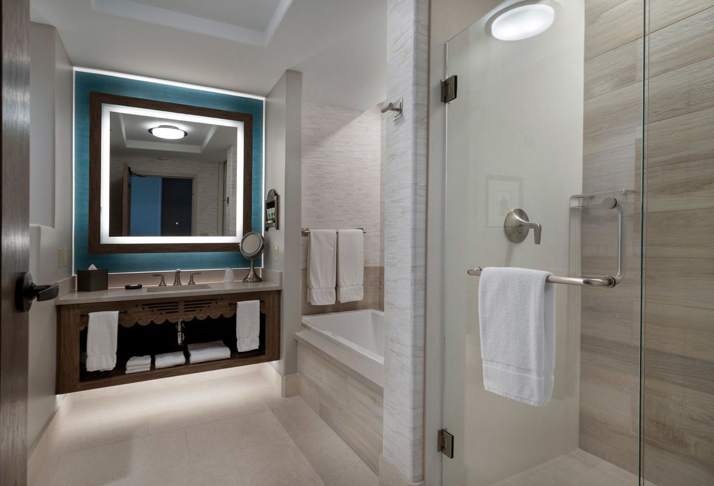 Luxury Hotel Albuquerque | Spacious Suites & Spa | Sandia Resort